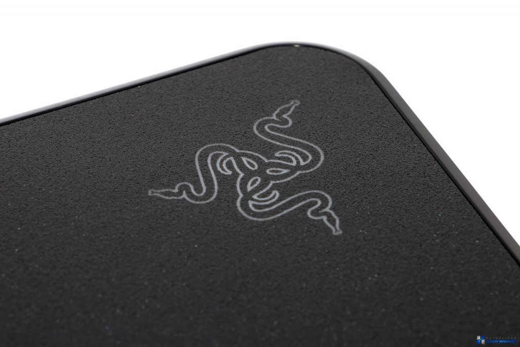 REVIEW: RAZER FIREFLY | ACTUALIDAD HARDWARE